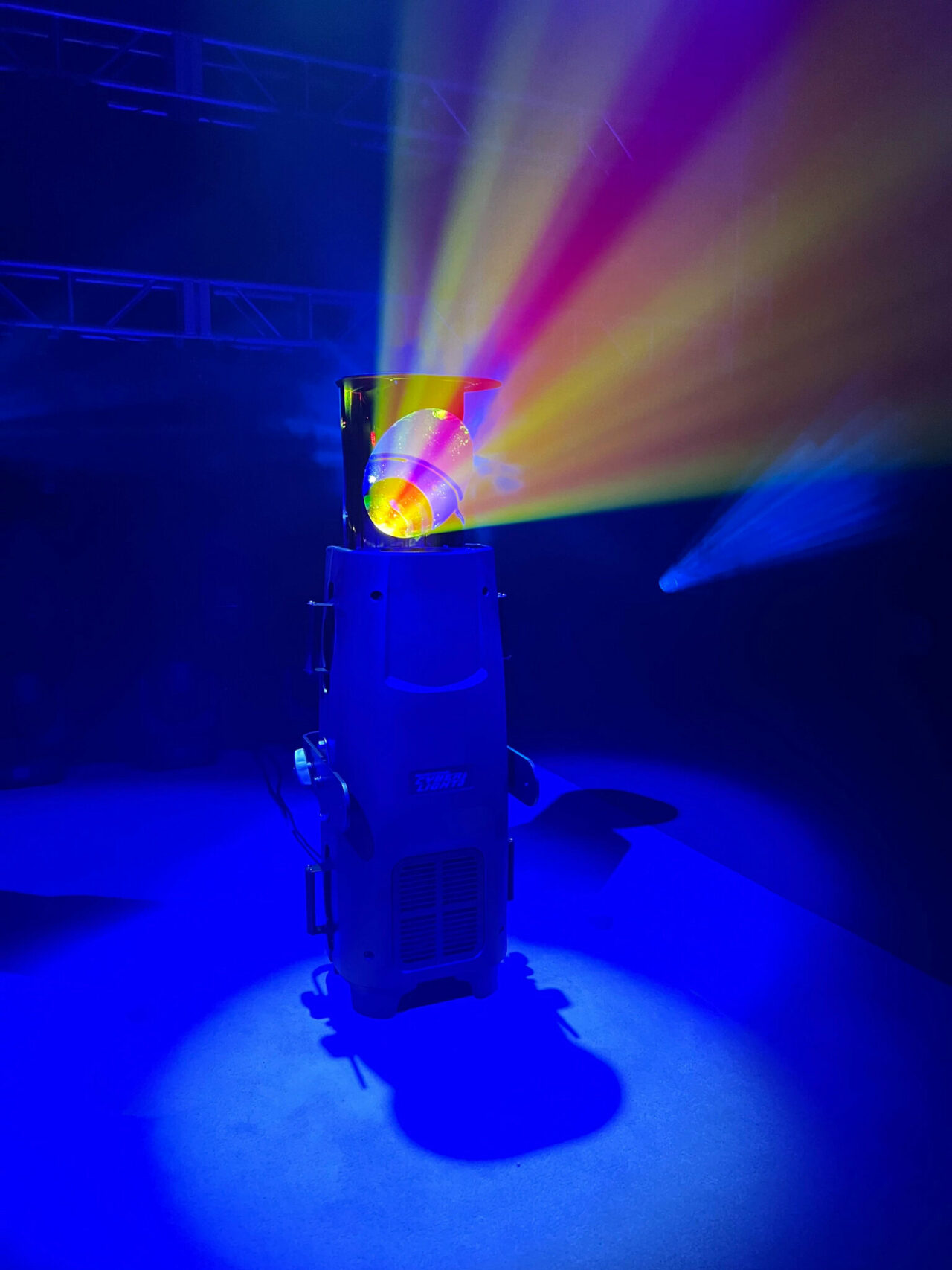 AV #TechTuesday: ETC/High End Systems Cyberlight LED High-Speed Moving ...