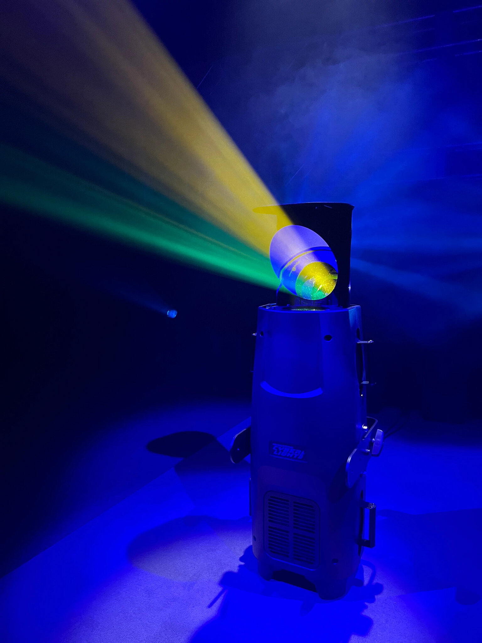 AV #TechTuesday: ETC/High End Systems Cyberlight LED High-Speed Moving ...